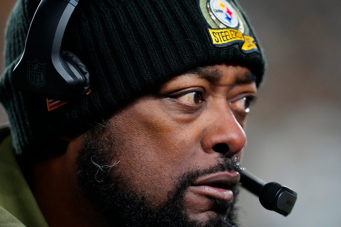 Mike Tomlin Has Given Up on the Pittsburgh Steelers - Sports ...