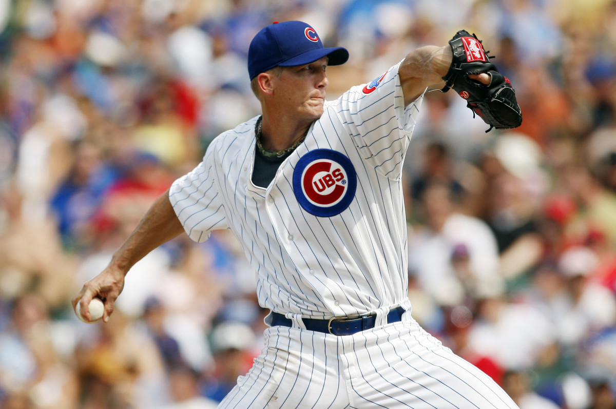 On This Day in History: The Chicago Cubs Sign a New Relief Pitcher ...