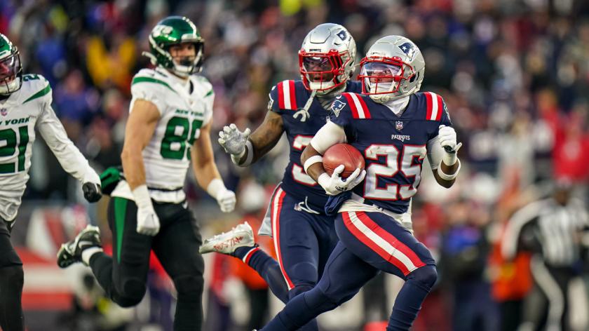 New England Patriots Rookie Marcus Jones Wins AFC Special Teams Award ...