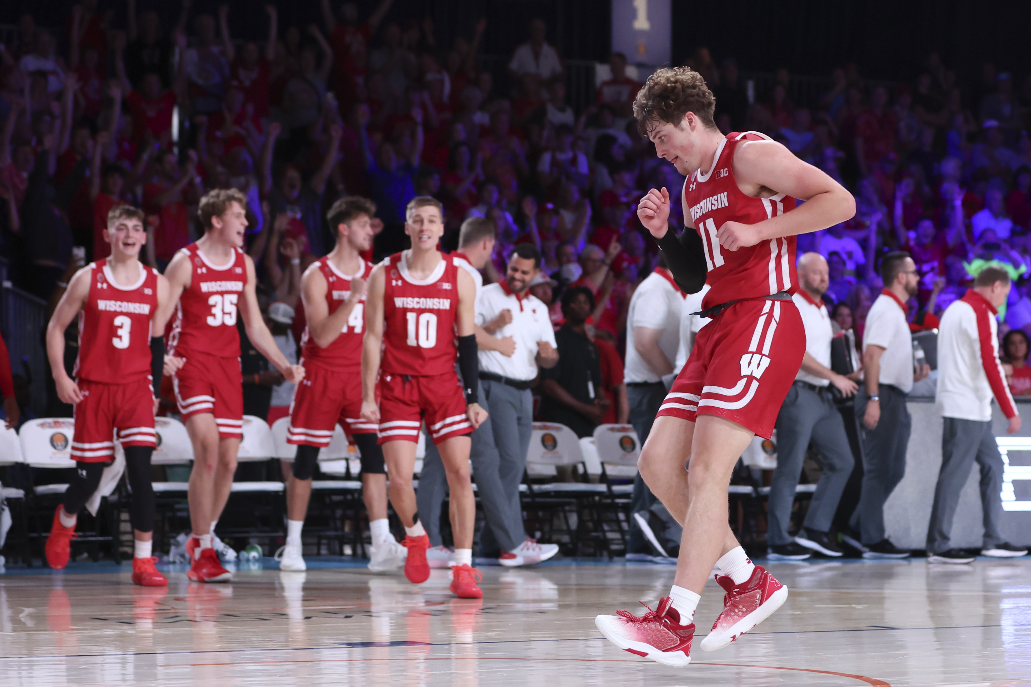 Game Primer: How To Watch, Things to Know for Wisconsin vs Kansas ...