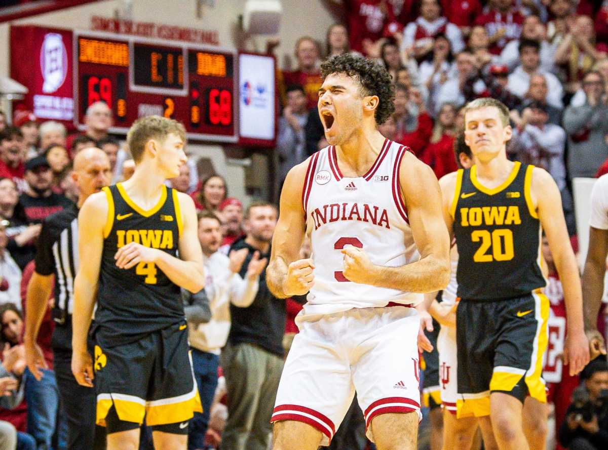 Iowa Comeback Falls Short at Indiana - Sports Illustrated Iowa Hawkeyes ...