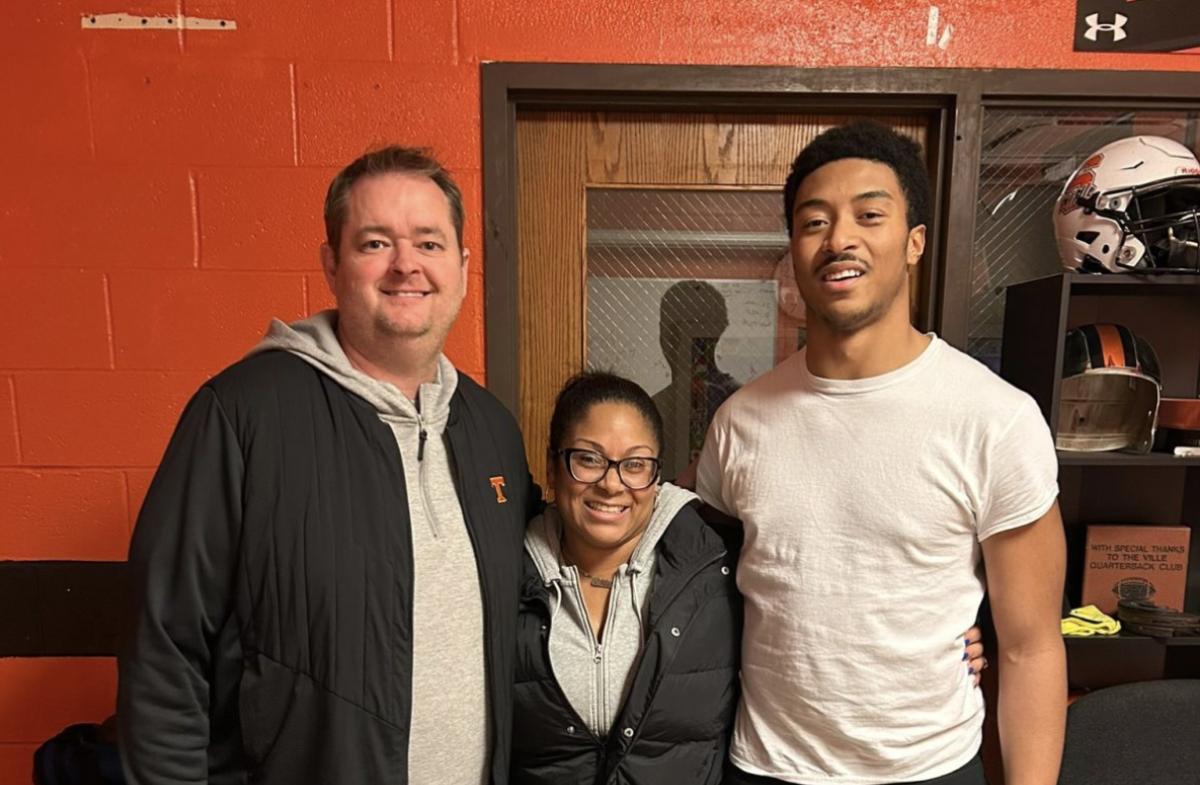 Jayden Loftin Recaps Visit With Josh Heupel - Sports Illustrated ...