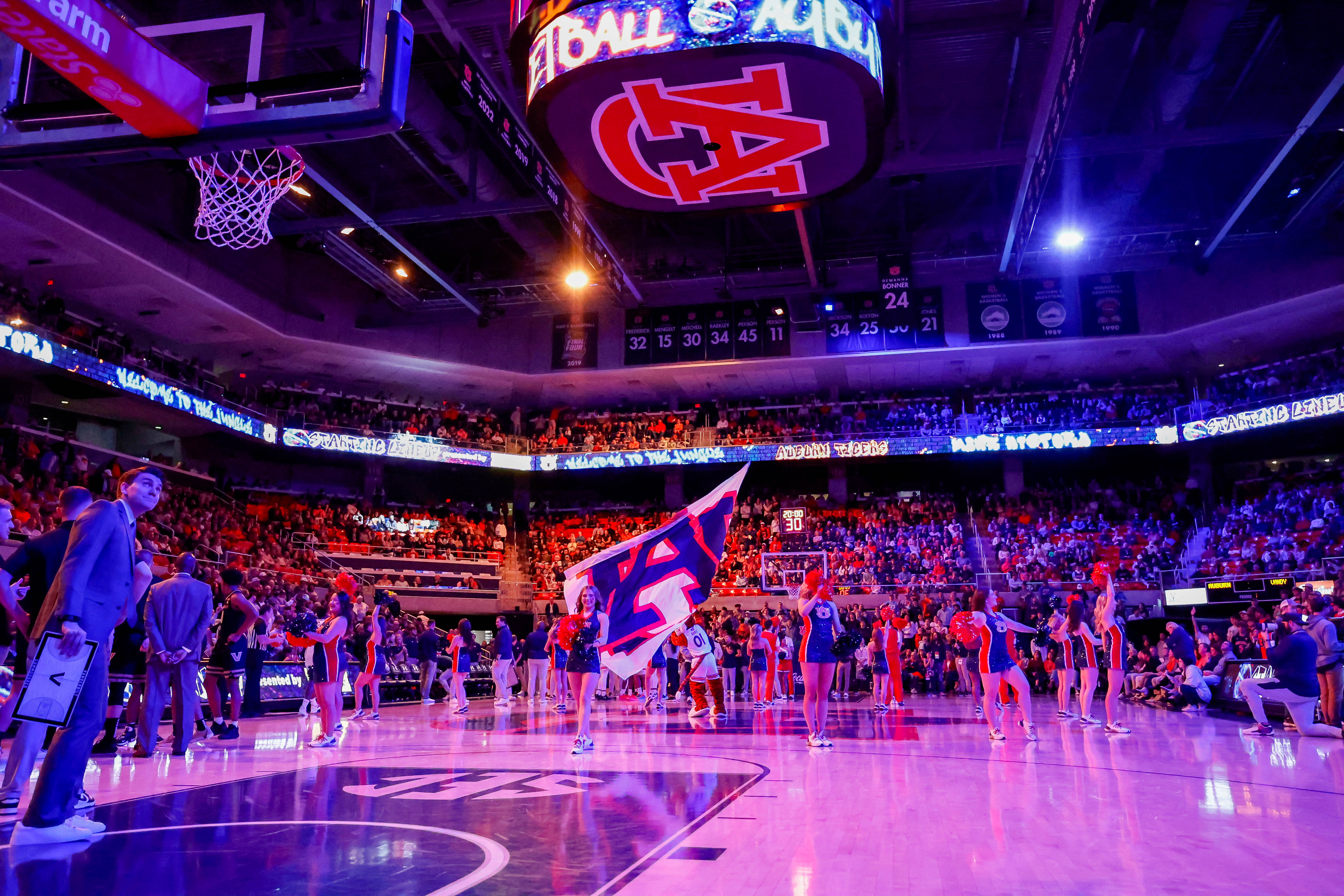 PHOTOS: Here are the best shots from Auburn basketball's battle with ...