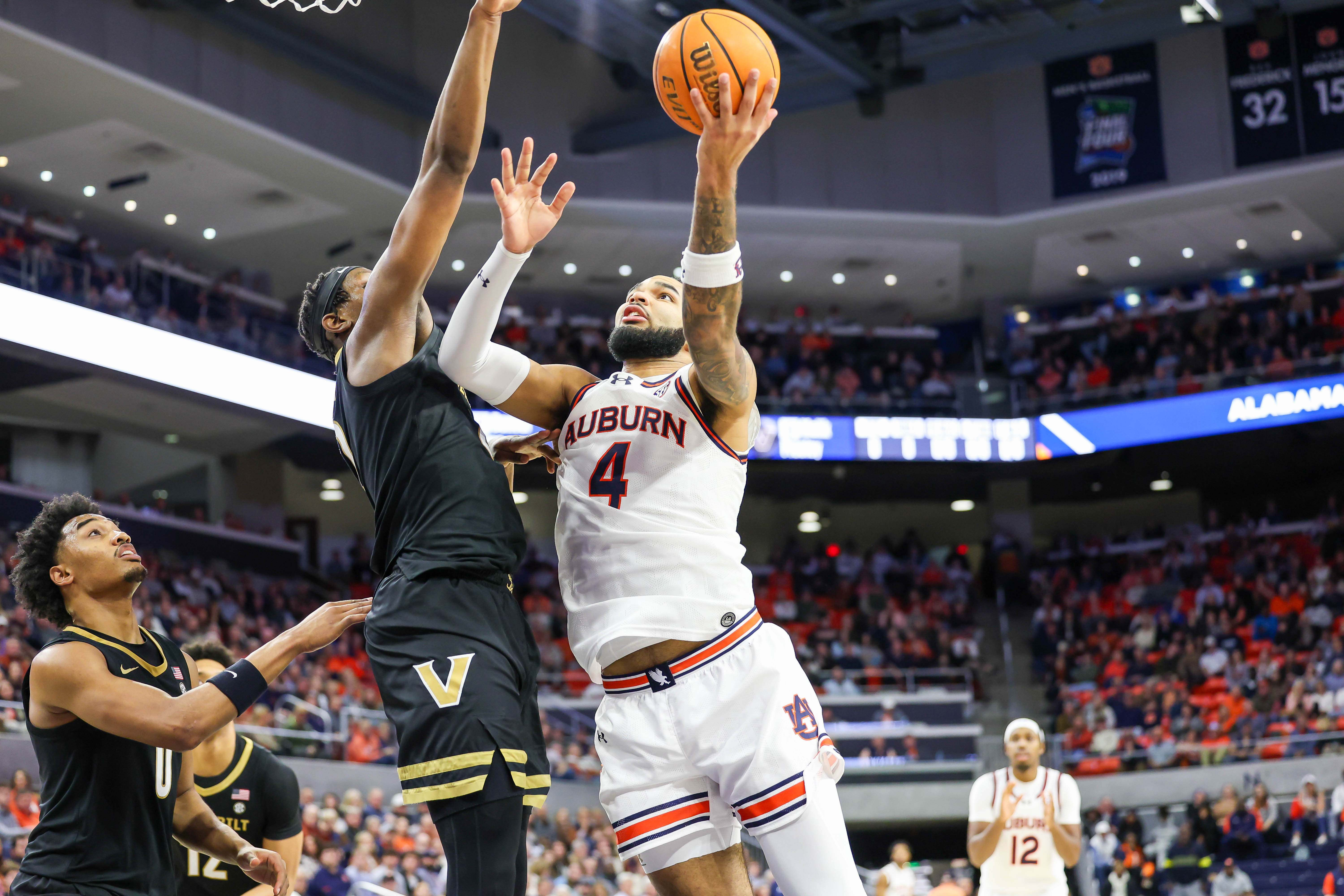 PHOTOS: Here are the best shots from Auburn basketball's battle with ...