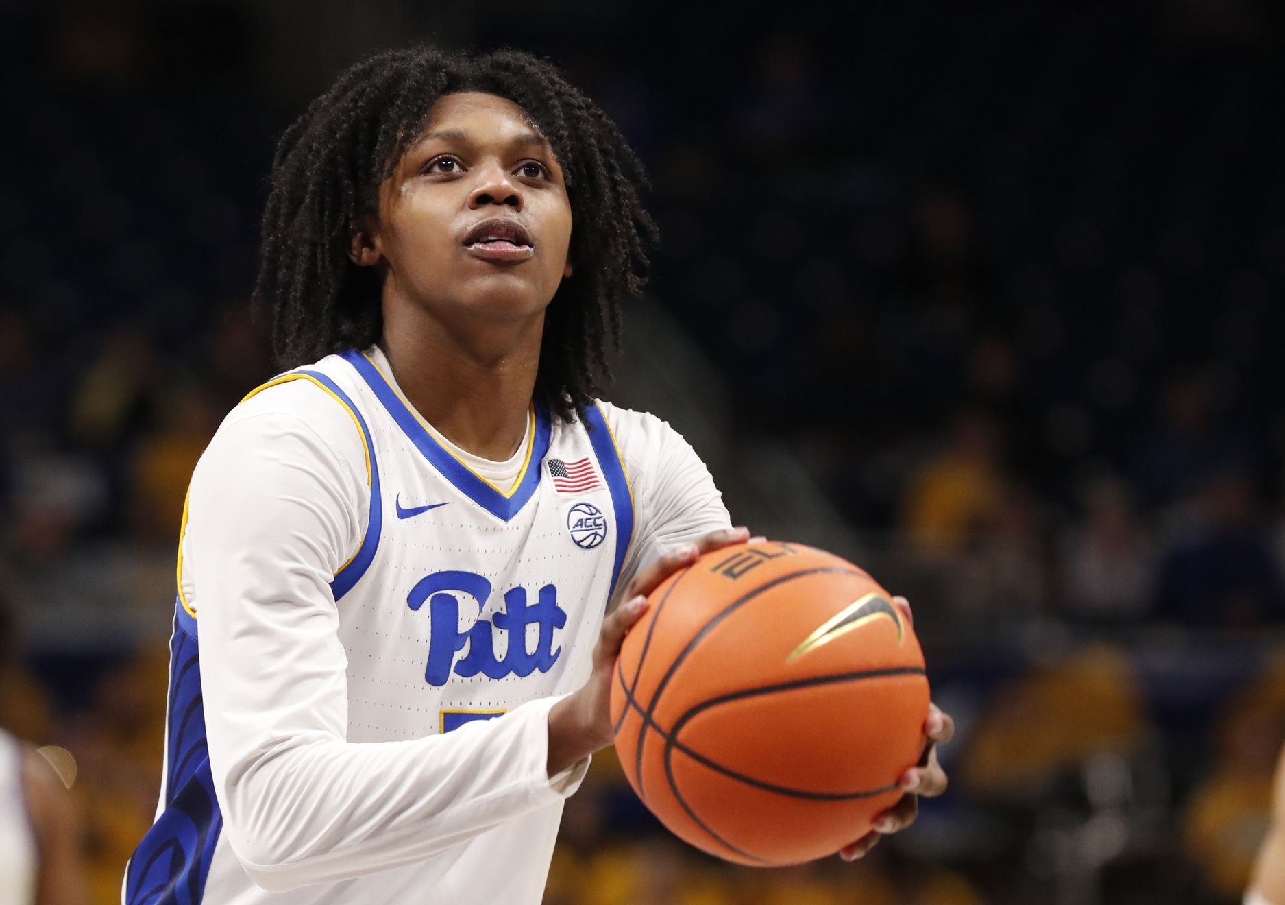 Pitt Panthers' Defense Shines in Win Over Notre Dame - Sports ...