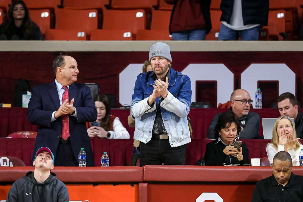 OU Basketball: Oklahoma to Honor Toby Keith During Bedlam Men's ...