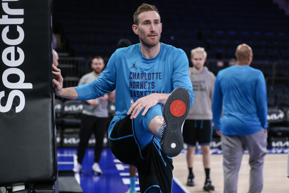 Gordon Hayward Hopes to Provide 'Calming Presence' For Oklahoma City ...