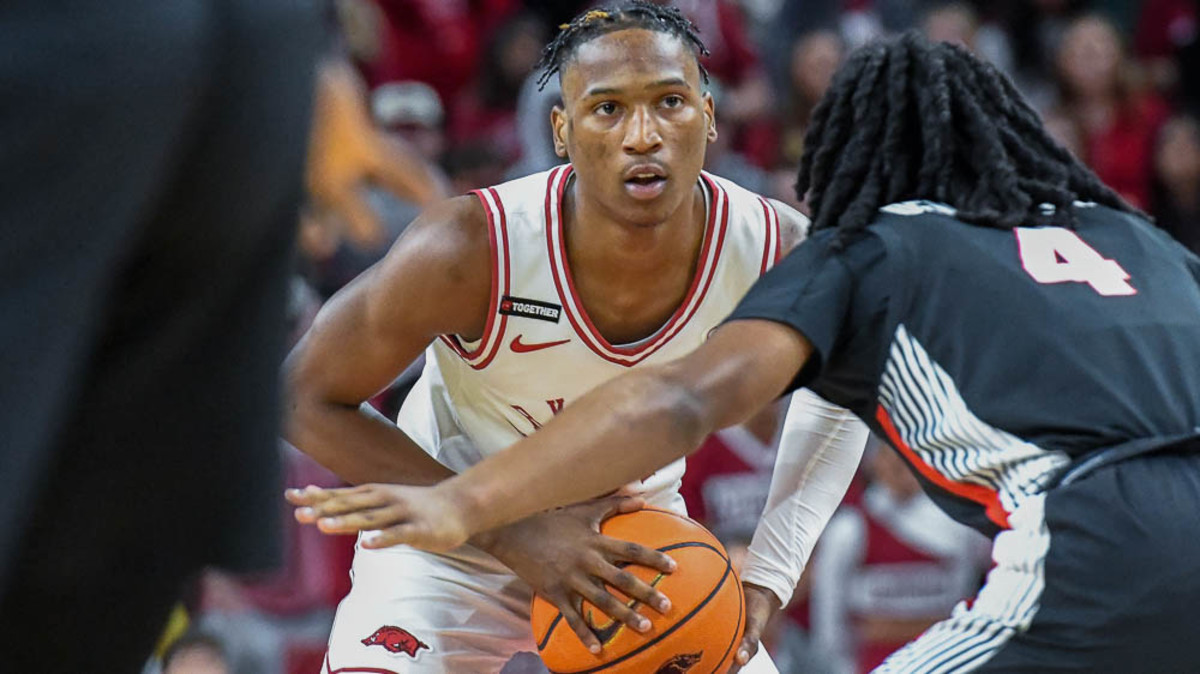 Razorbacks open two-game homestand with nailbiter against Georgia ...