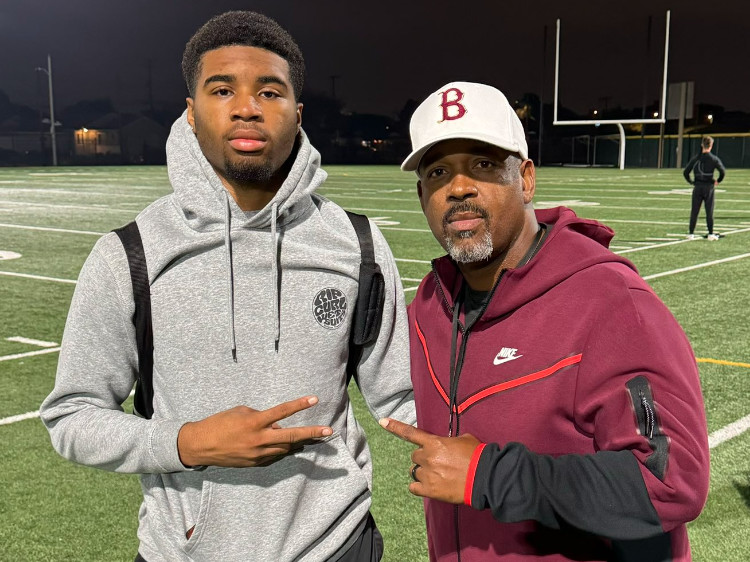 Oklahoma Extends Offer to 2026 Quarterback out of California - Sports ...