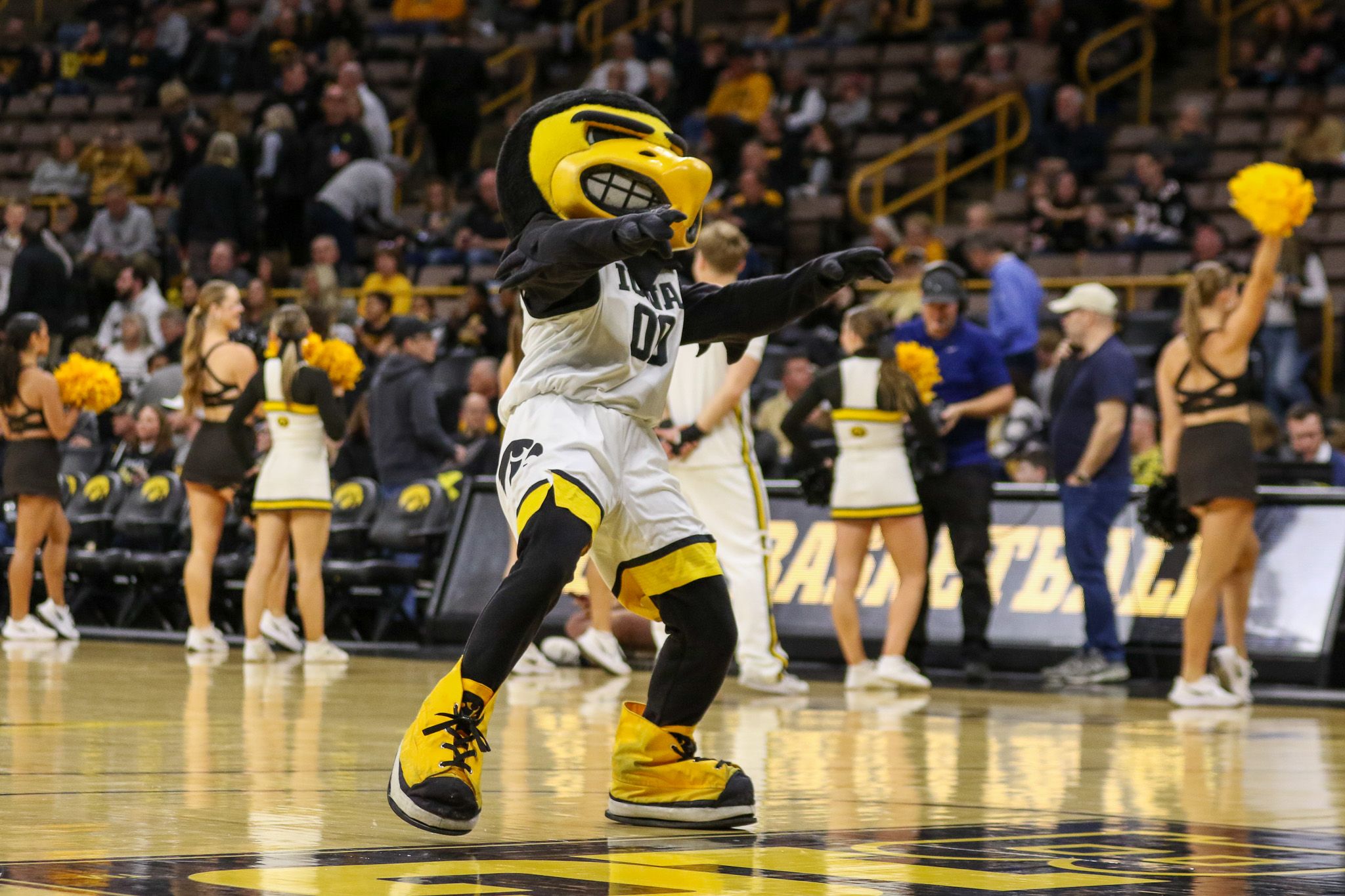 Hawkeyes Look Forward to NIT - Sports Illustrated Iowa Hawkeyes News ...