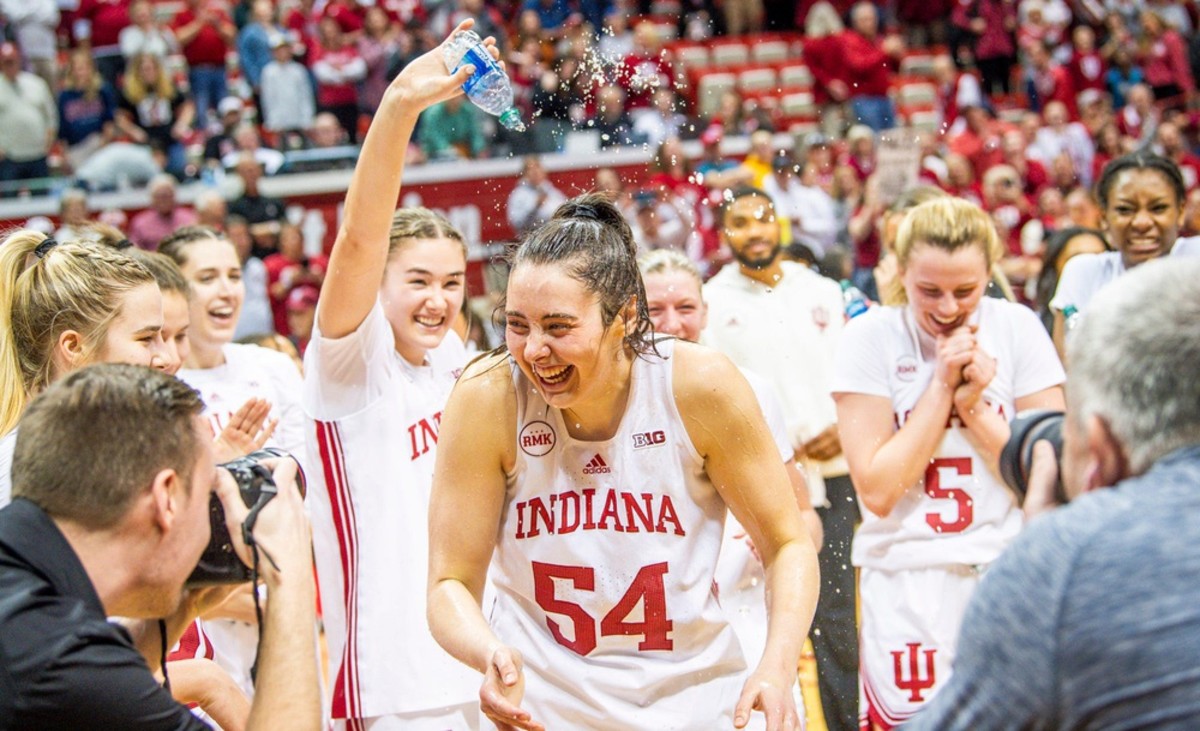 Mackenzie Holmes Breaks Indiana Scoring Record, Hoosiers Trounce Purdue ...