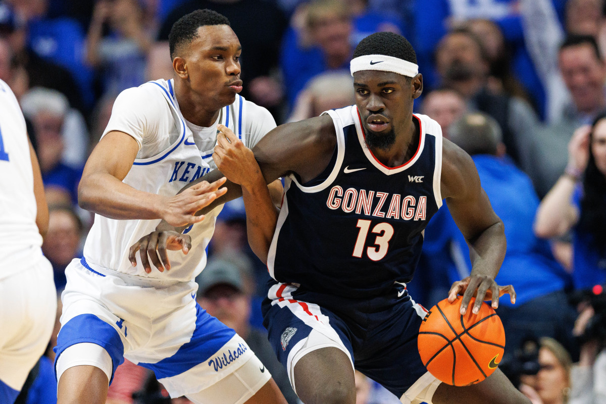 Men's college basketball rankings: Gonzaga unranked in AP Top 25 poll ...