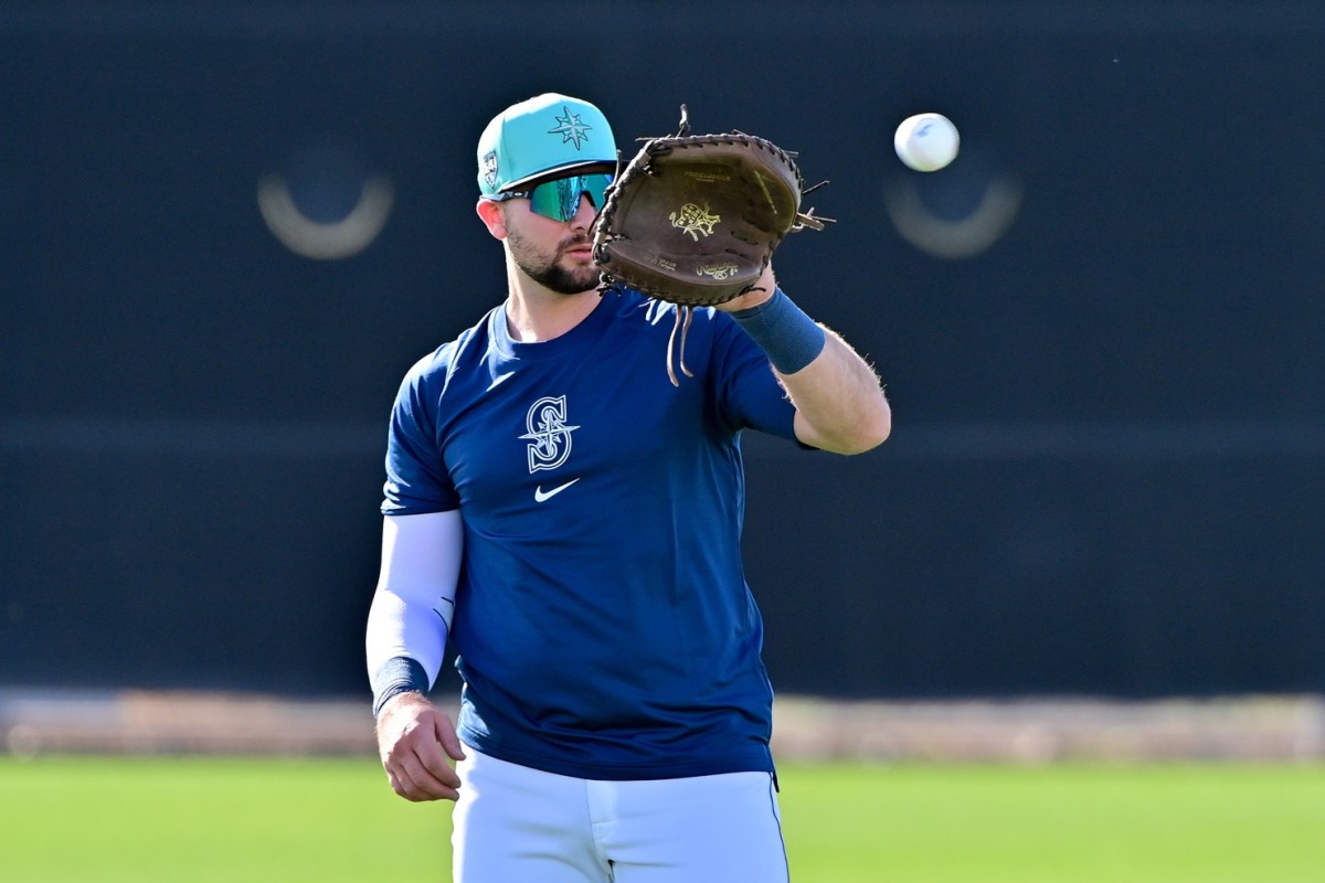 Seattle Mariners' Catcher Gives Optimistic Answer When Asked About ...