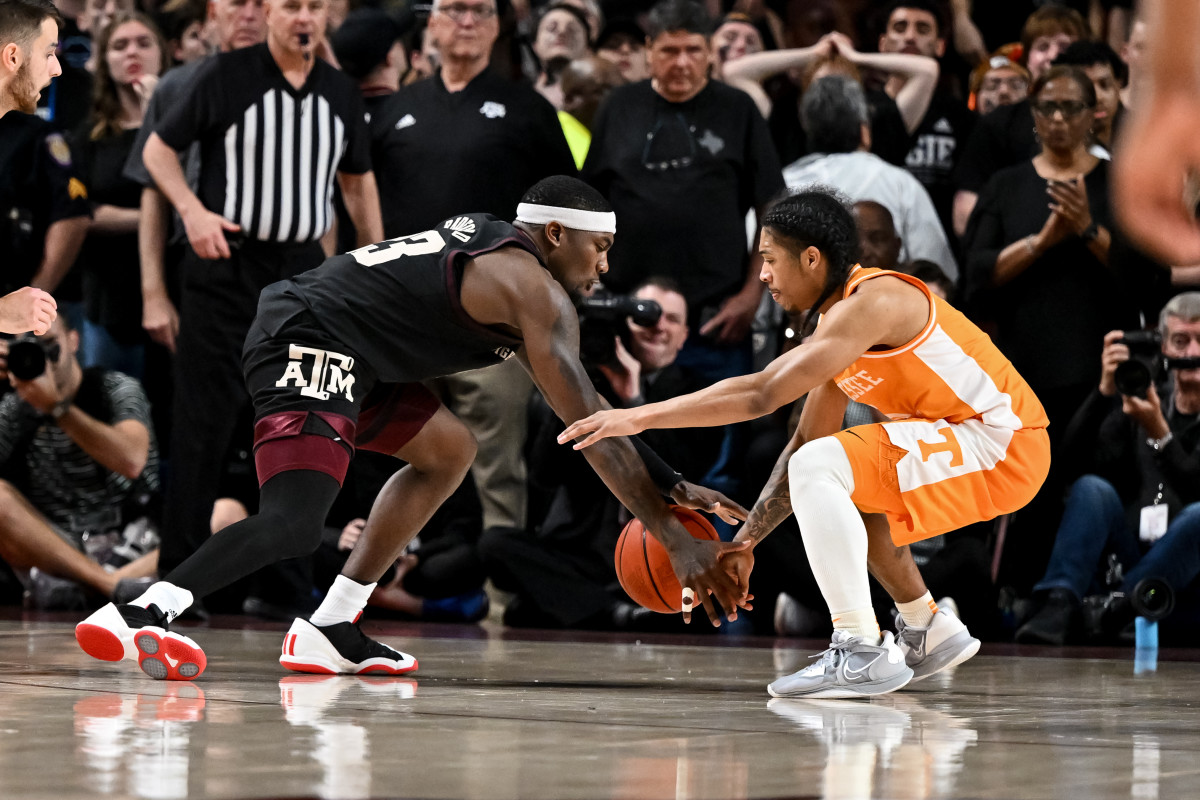No. 5 Tennessee Volunteers Hope To Exact Revenge On Texas A&M Aggies In ...