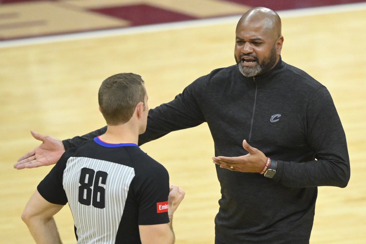 Cleveland Cavaliers' J.B. Bickerstaff Criticizes Refs vs. Orlando Magic ...