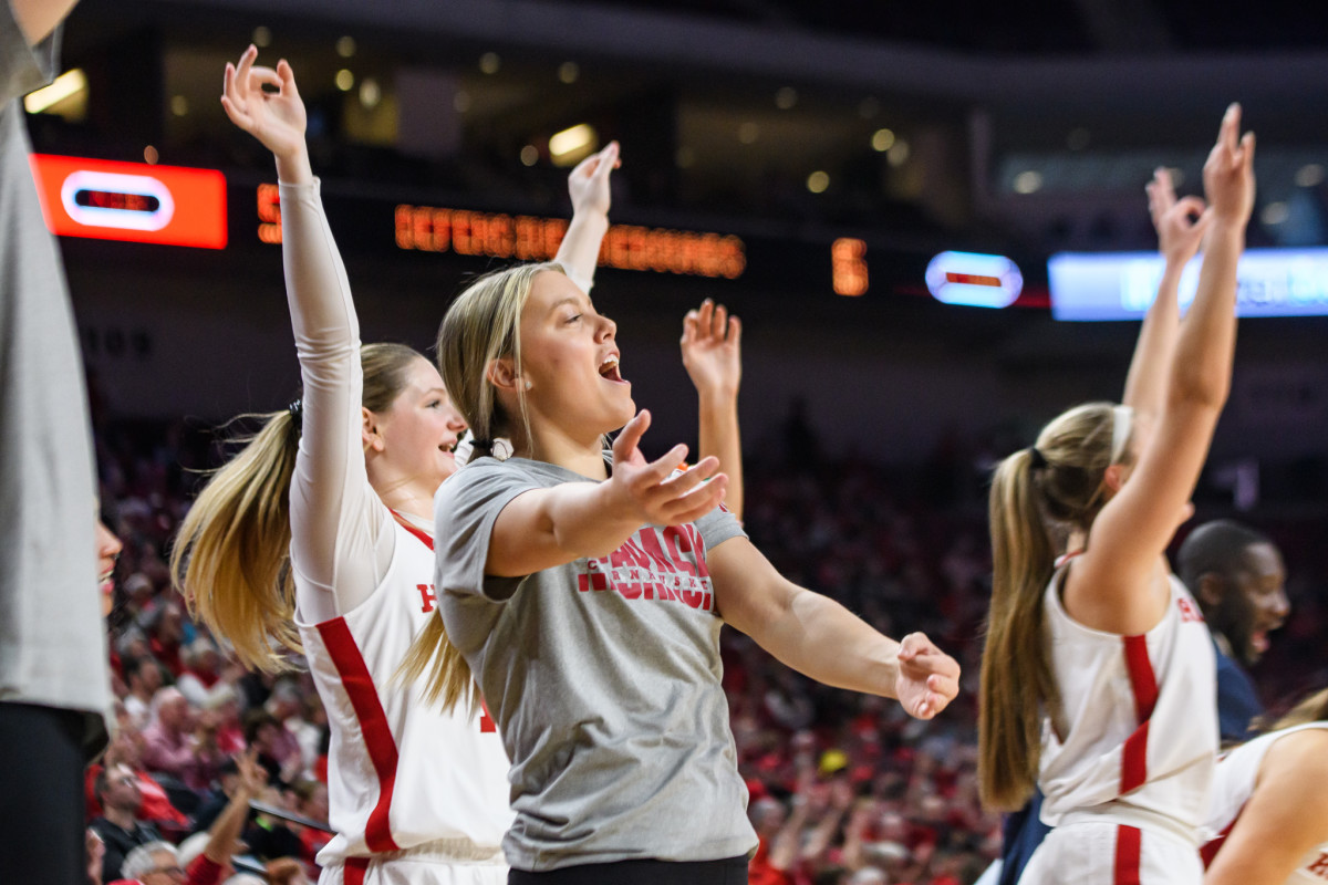 Gallery: Husker Women Drub the Gophers - All Huskers