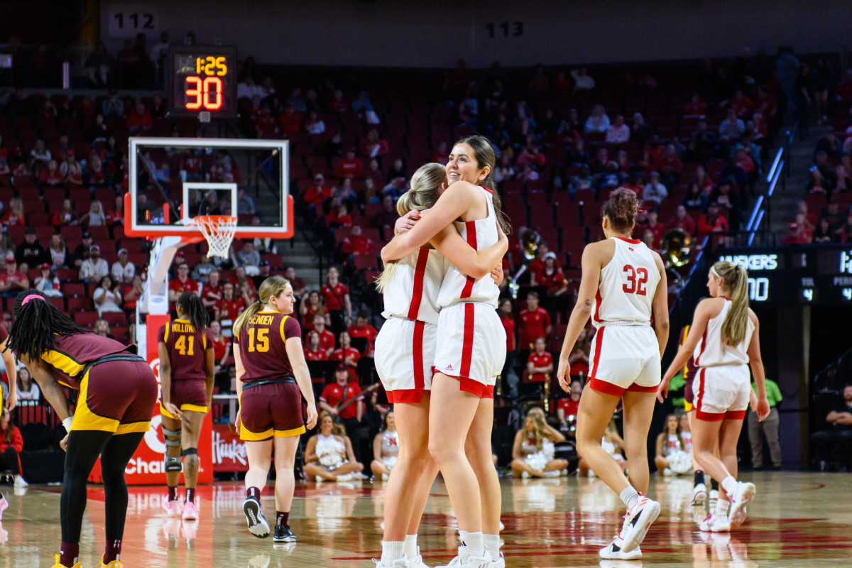 Gallery: Husker Women Drub the Gophers - All Huskers