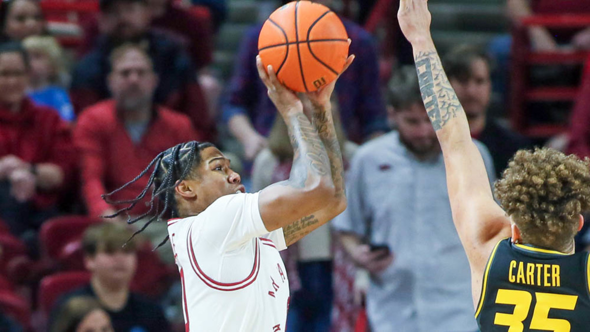 Razorbacks' Khalif Battle knows who he is — scoring machine - Sports ...