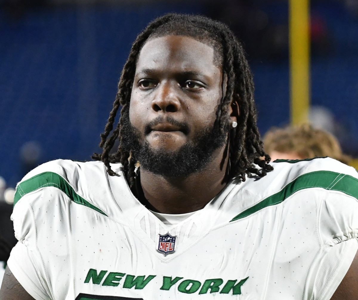 Analyst Sees Pitt Panthers' Carter Warren as NFL Starter - Sports ...