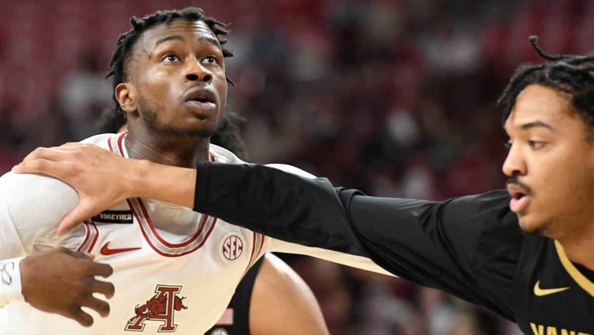 Turnovers, stop-start shooting ends with tight loss facing Vanderbilt ...