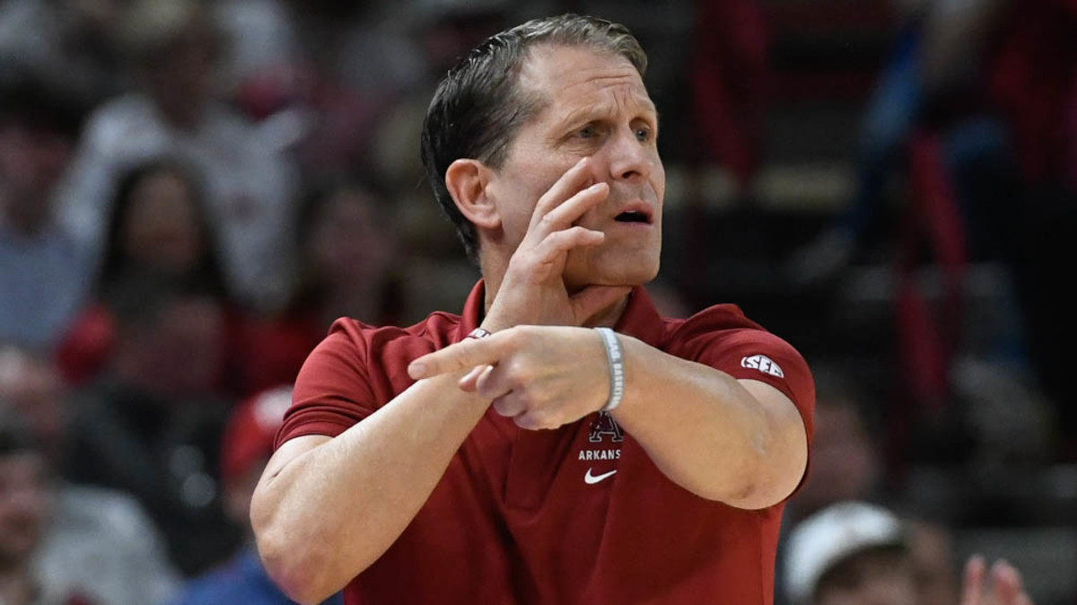 What does ESPN say about Arkansas Razorbacks' chances of Kentucky upset ...