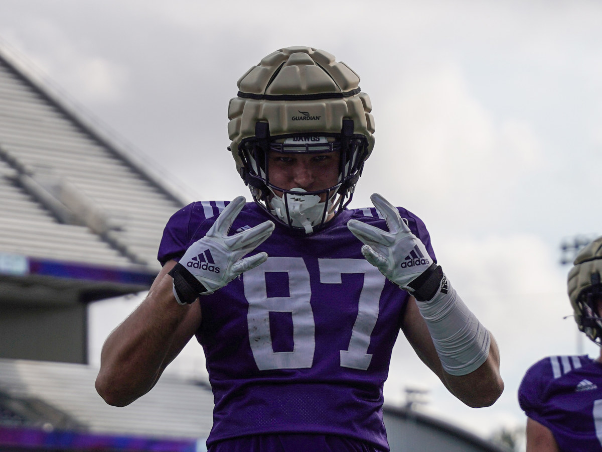 Time to See What the Younger Otton Brings to the Husky TE Corps ...