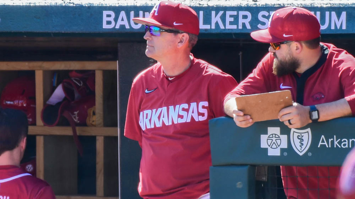 Razorbacks work on bunting, action plays to supplement offense - Sports ...