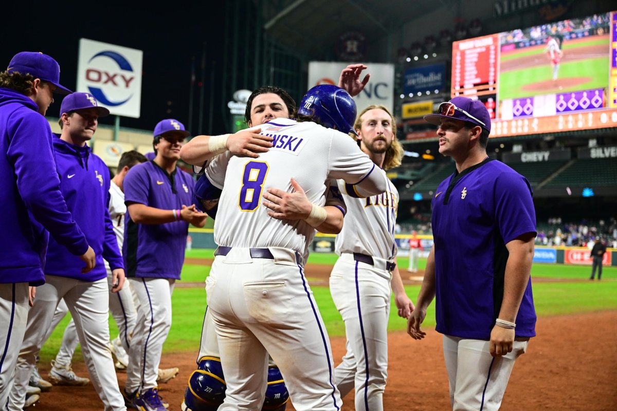 Hayden Travinski Propels No. 2 LSU Over UL Lafayette in Houston ...