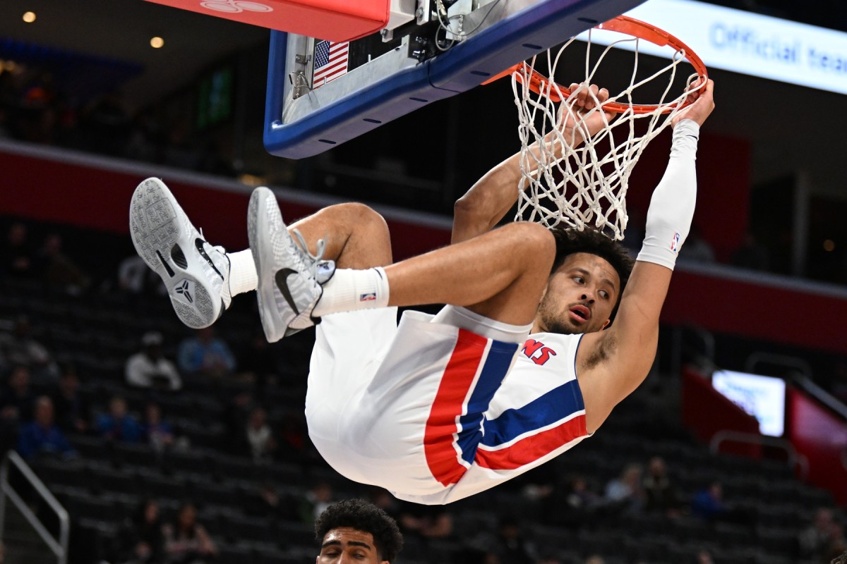 Cade Cunningham Throws Down Poster Dunk In Pistons-Heat Game - Fastbreak on FanNation