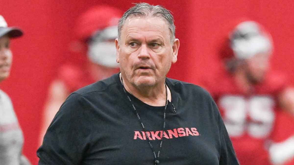 Razorbacks coach Sam Pittman shares thoughts on new NCAA ruling ...