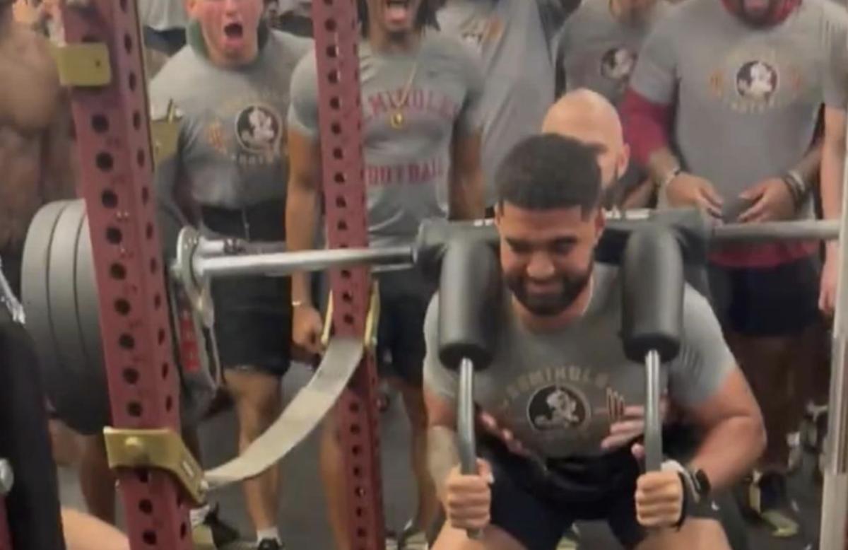 WATCH: FSU Football Quarterback DJ Uiagalelei Squats Over 400 Pounds At ...