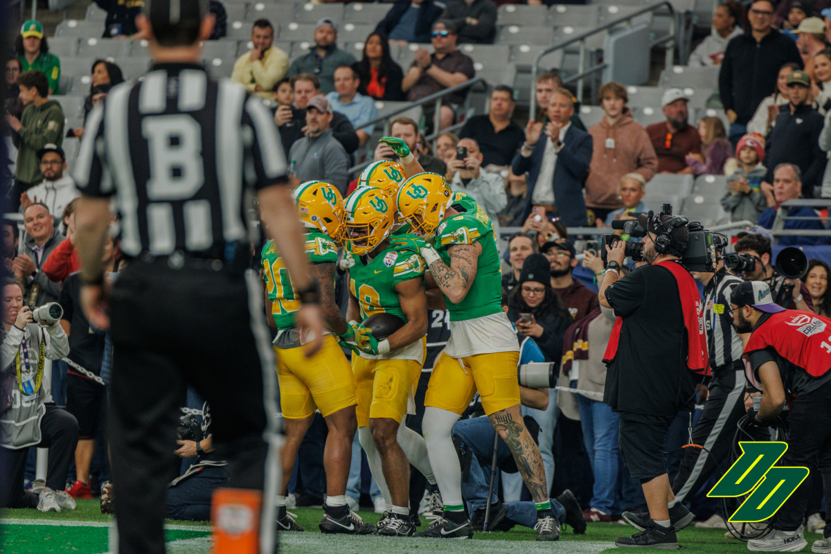 Oregon Football Spring Preview: Veterans Lead Exciting Tight End Room ...