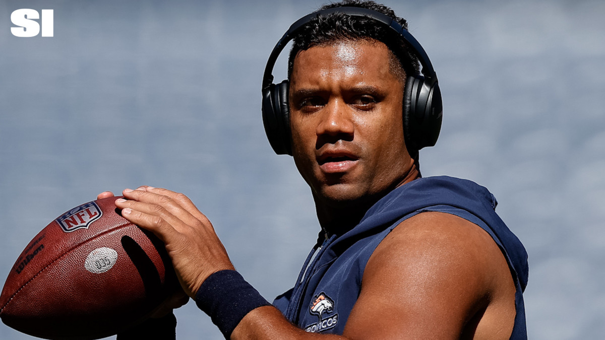 Russell Wilson, South Carolina, and LSU Highlight Sports Illustrated ...