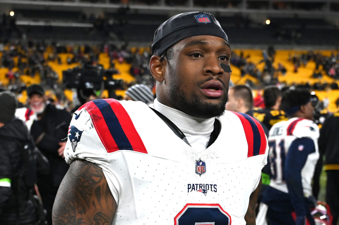 New Arizona Cardinals LB Announces Jersey Number - Sports Illustrated ...