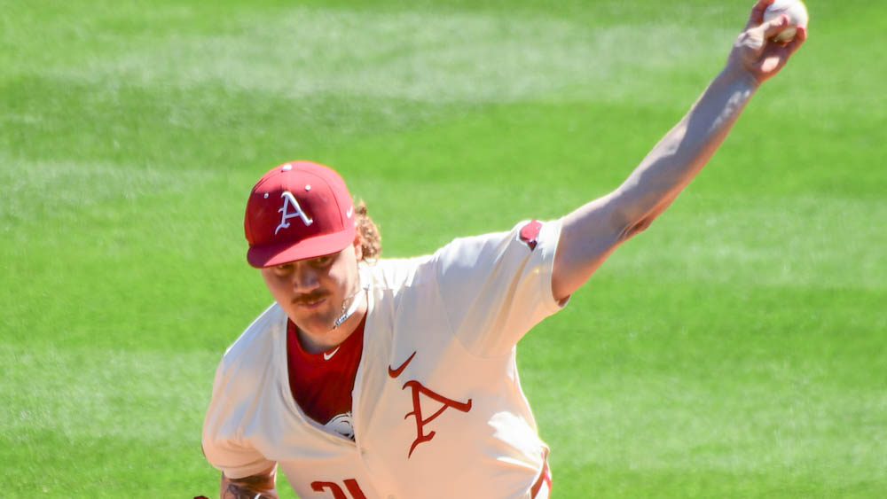 Razorbacks use elite pitching to finish Tigers, carries winning streak ...