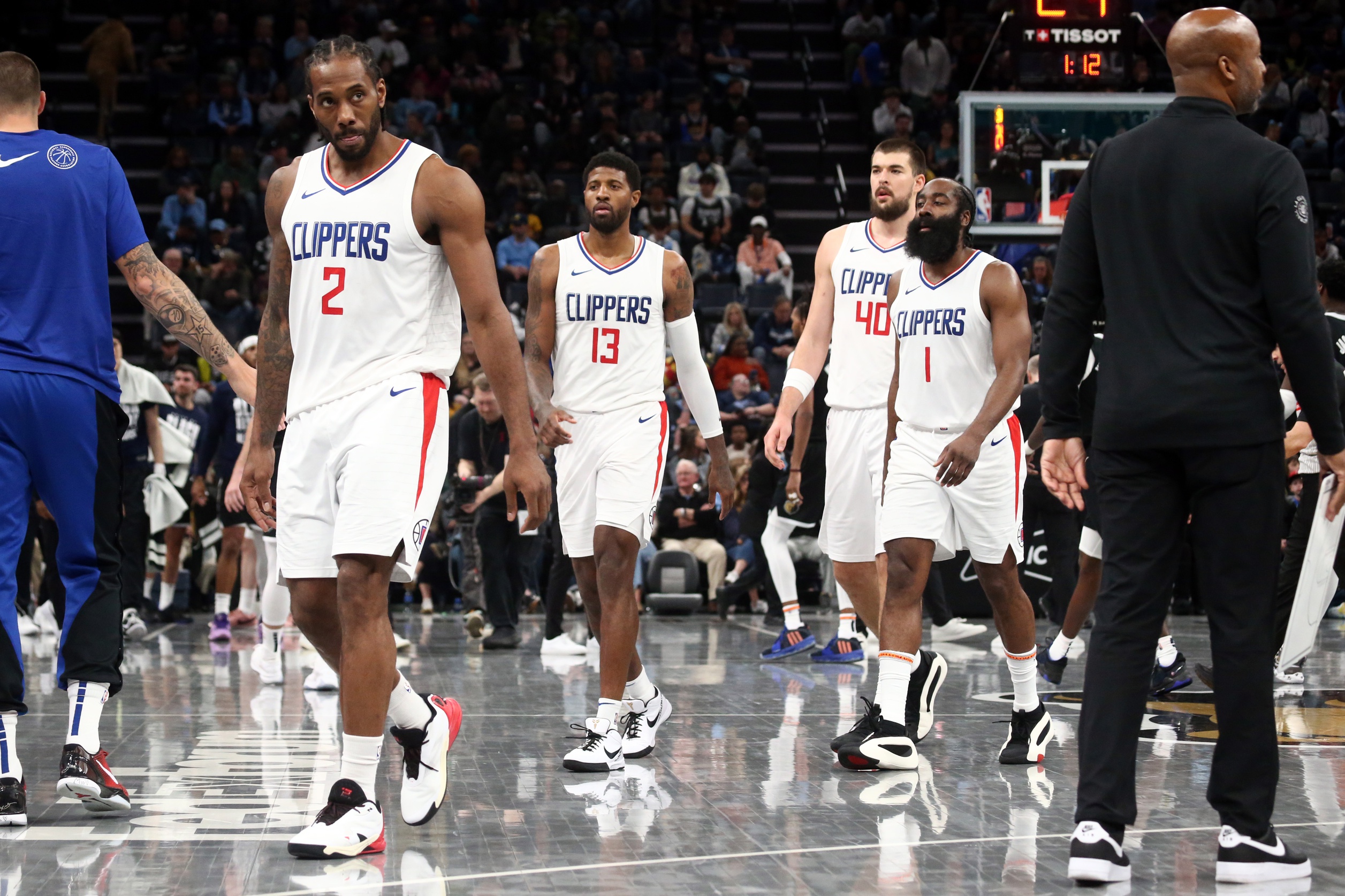 Clippers Coach Sends Reality Check Message to Team - Sports Illustrated ...