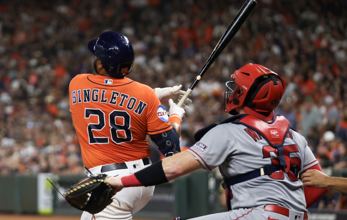Houston Astros' Jon Singleton Does Something No Player Has Ever Done on ...