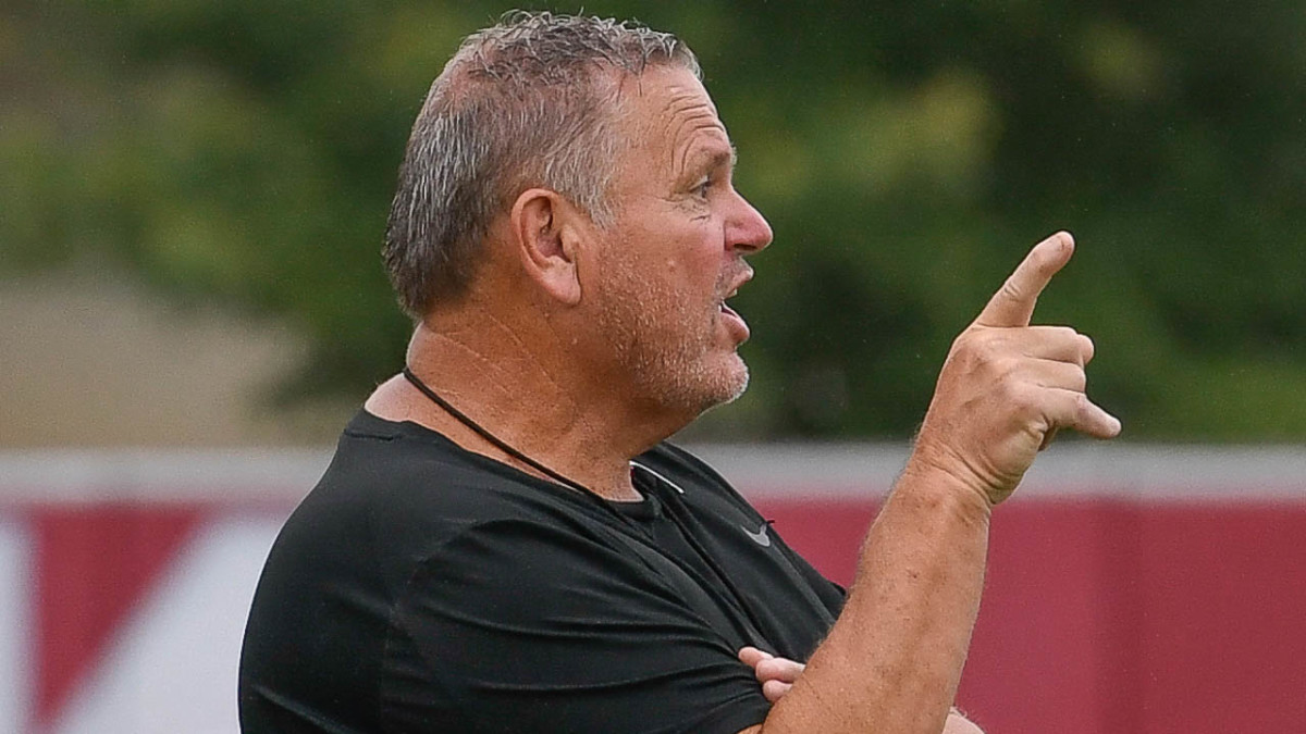 Razorbacks pick up recruiting win over Ole Miss, Missouri, LSU - Sports ...