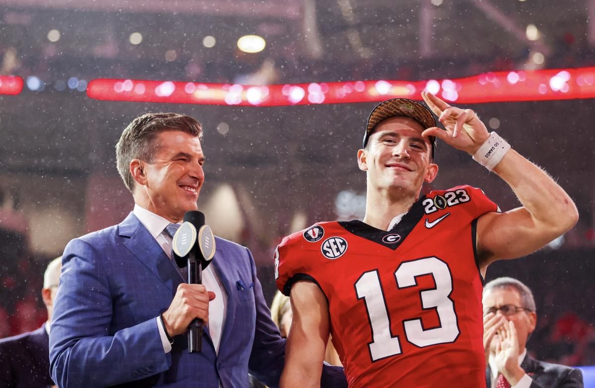 Kirby Smart Names Senior Carson Beck Starting Quarterback for Georgia ...