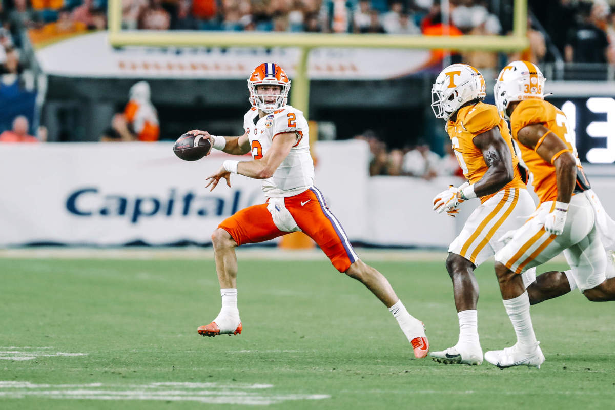 College football experts project a New Year's Six appearance for ...