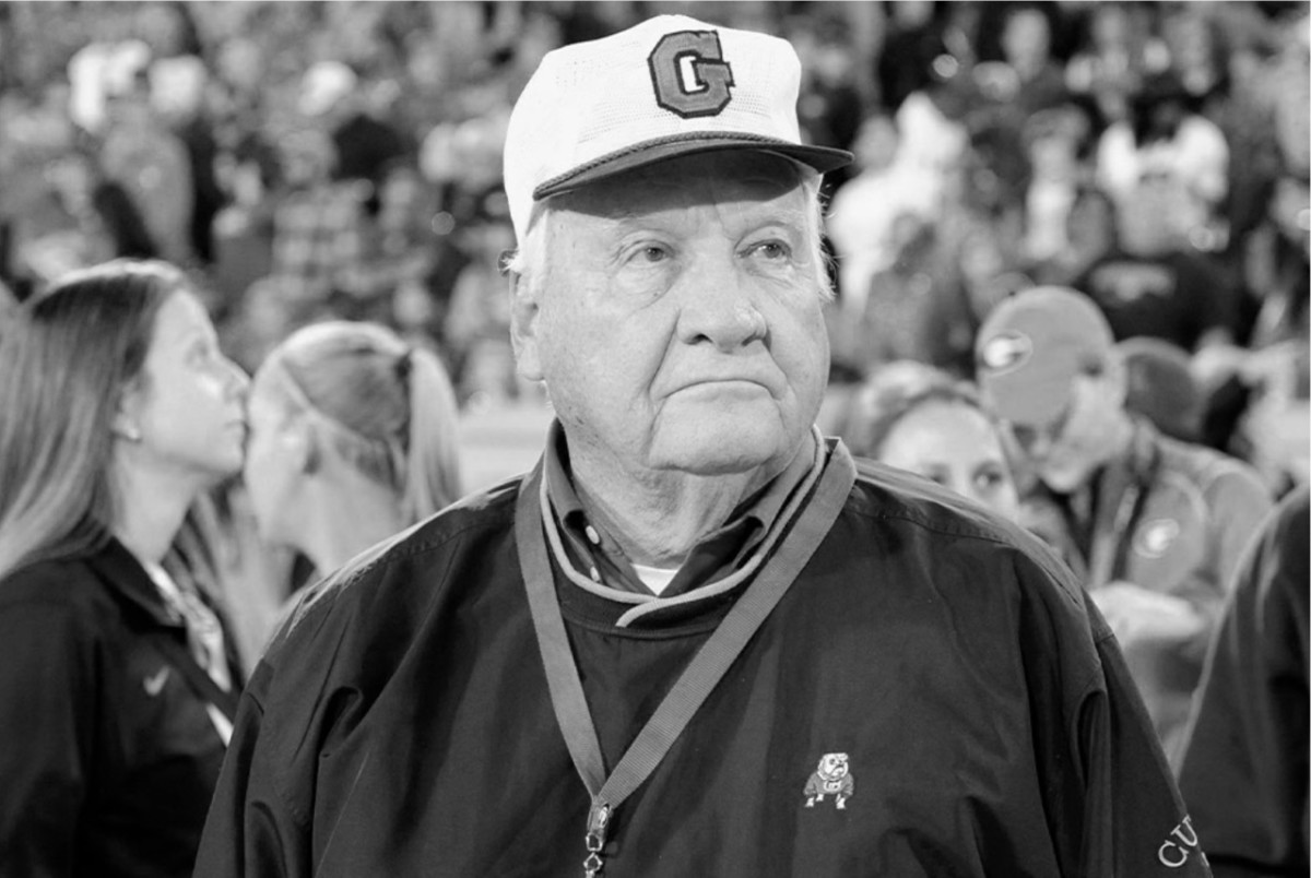 Georgia Football Mascot Owner Sonny Seiler Passes Away at 90 Years of ...