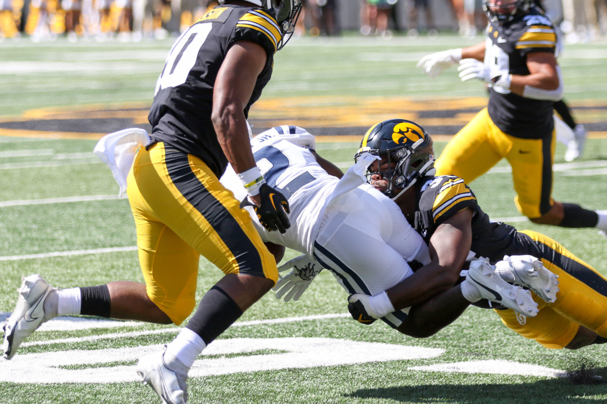 3 Hawkeyes Earn 1st-Team FWAA All-American - Sports Illustrated Iowa ...