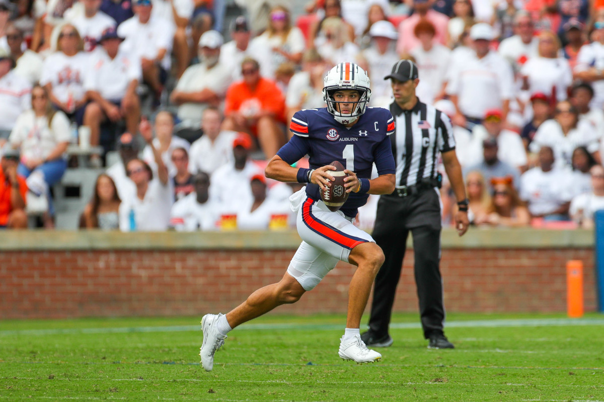 GALLERY: Photos from Auburn's 59-14 win over UMass - Sports Illustrated Auburn Tigers News ...