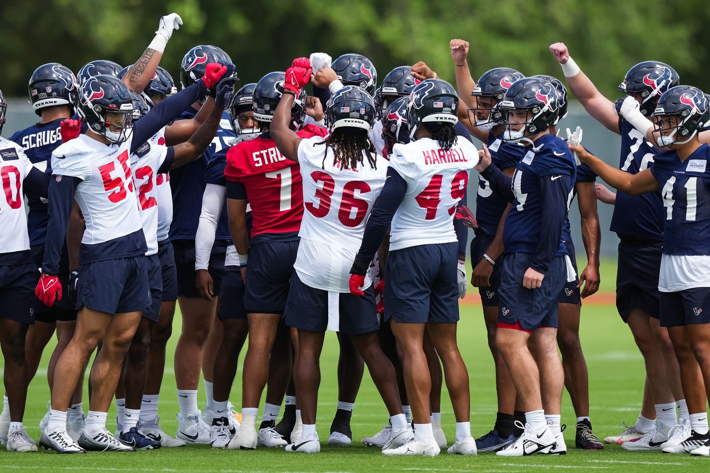 Coach DeMeco Ryans' Private Message: ’Reach Out to Our Houston Texans ...
