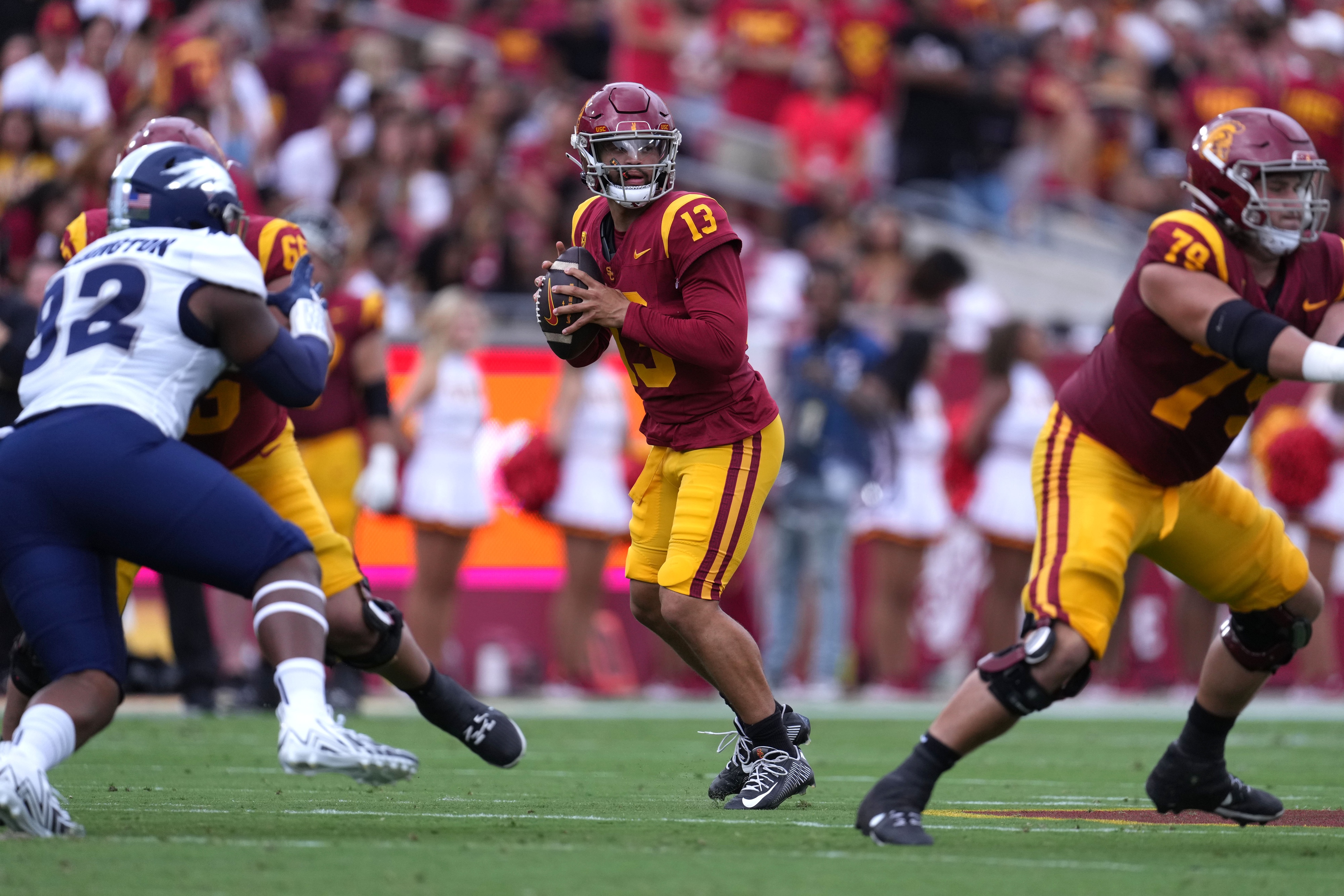 USC Football: Insider Sees 2023 Offensive Line Rotation Rounding Into ...