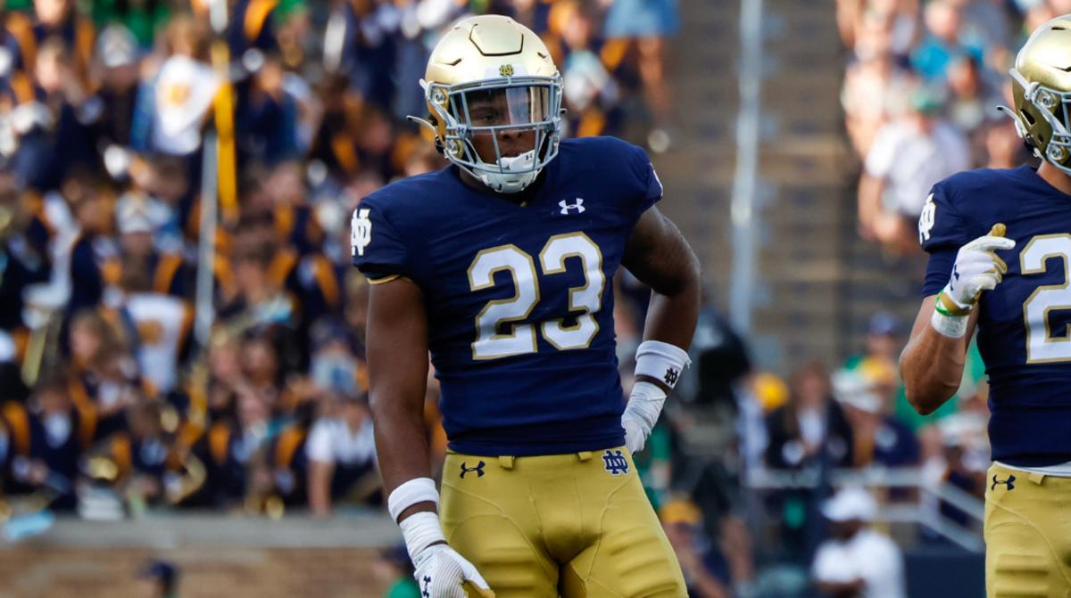 Notre Dame Spring Preview: Linebacker - Sports Illustrated Notre Dame ...