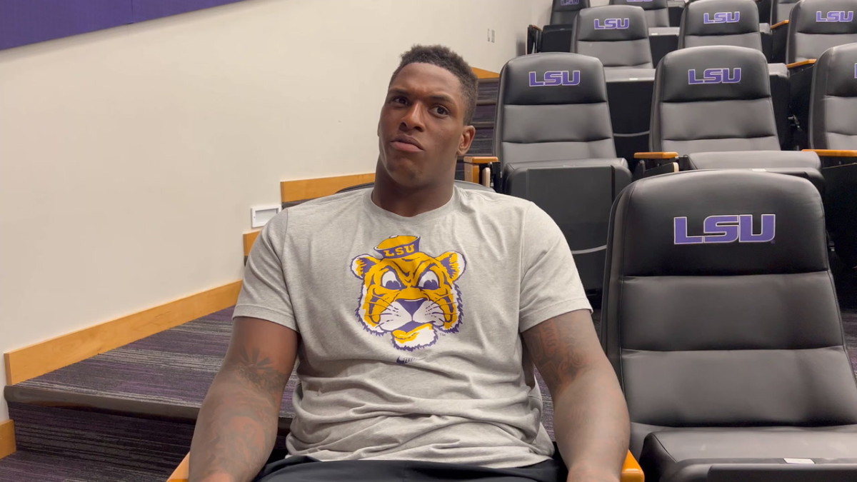 WATCH: LSU DL Maason Smith Opens Up On Week 1 Suspension, NIL - Sports ...