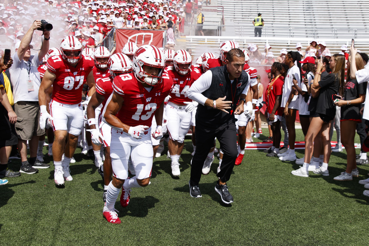 Game 2 Showdown: Badgers vs. Cougars - Where to Watch, Kickoff Time ...