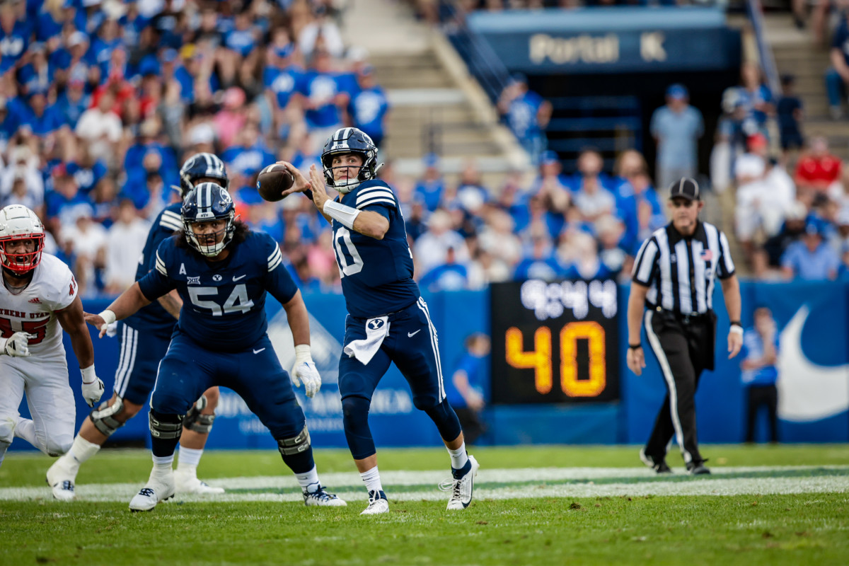 BYU Quarterback Kedon Slovis Throws Four Touchdowns in Win Over ...