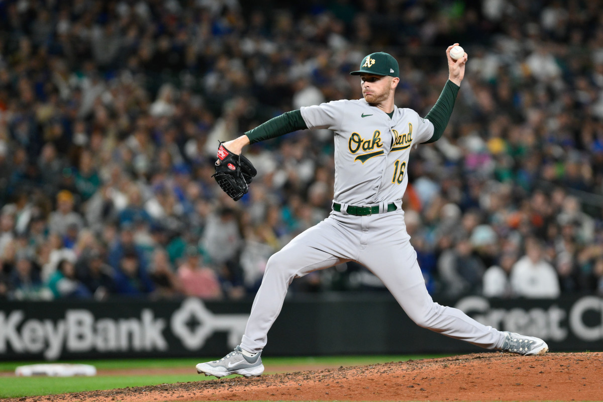 Pitcher SF Giants recently traded is off to a hot start with the A’s ...